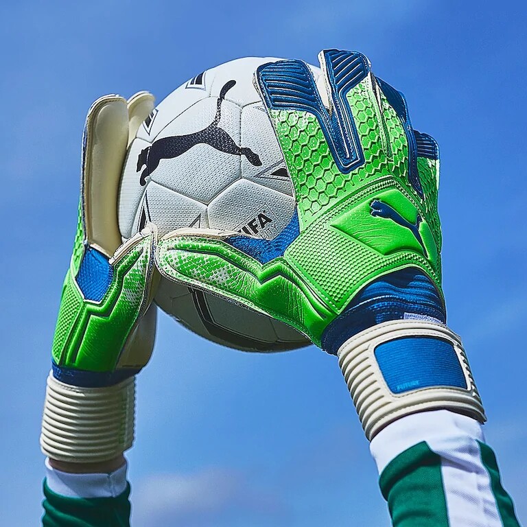 Bug authentic Puma /PUMA FUTURE Grip 18.2 goalkeeper gloves | Lazada PH