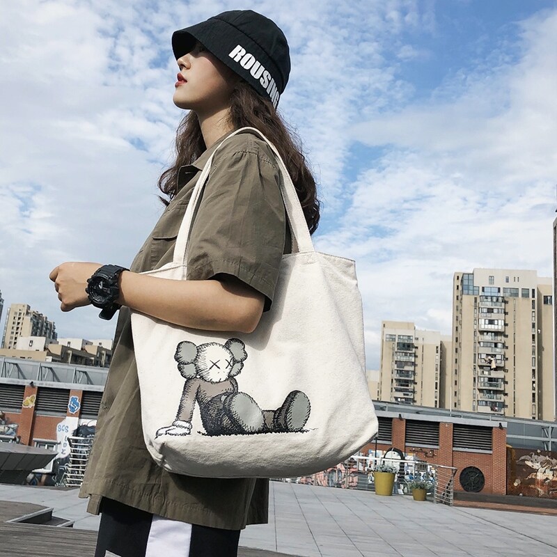 Japanese imported trendy brand Uniqlo flagship store kaws Sesame Street ...