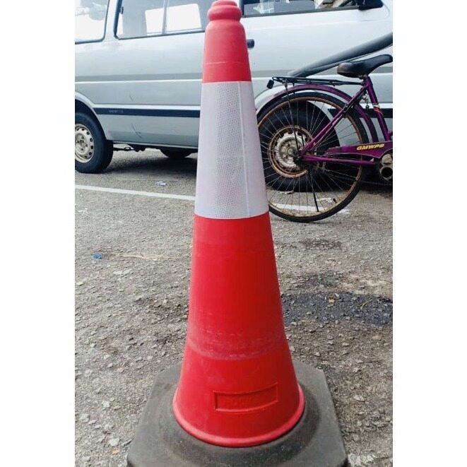 30'' Safety Traffic Pvc Cone/Kon Keselamatan Jalan Raya | Lazada