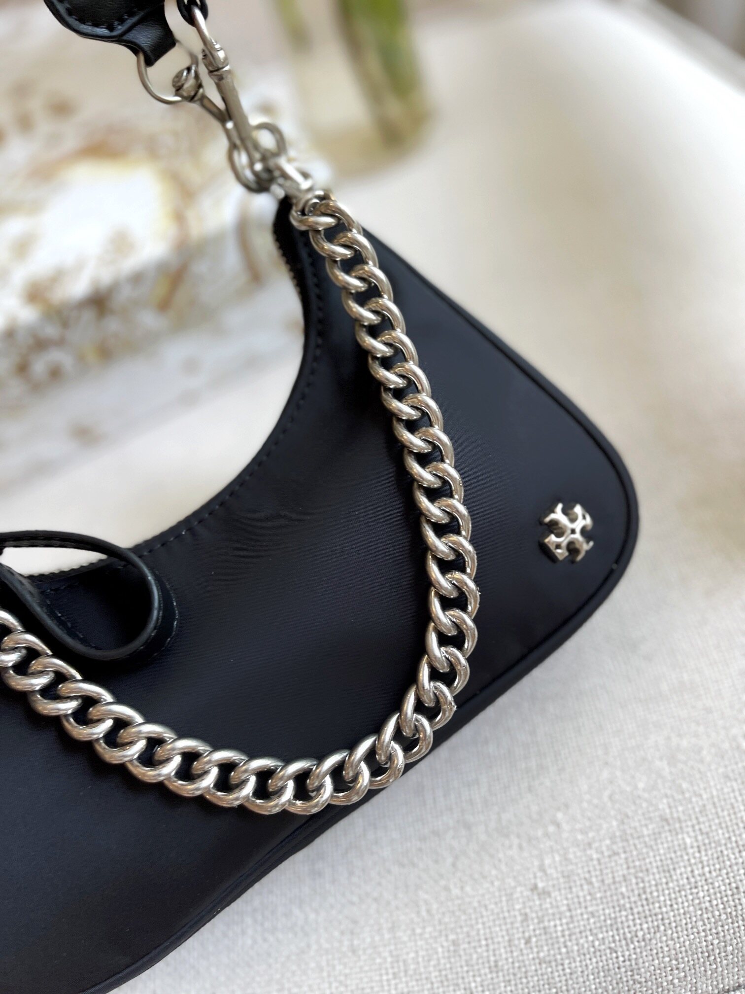 Tory burch TB underarm bag Tote Bags wide shoulder strap chain design ...