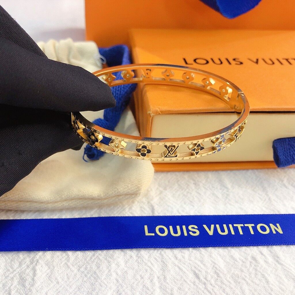 LV Bangle Bracelet Fashion Hollow Pattern Letter Logo Four-leaf Clover ...