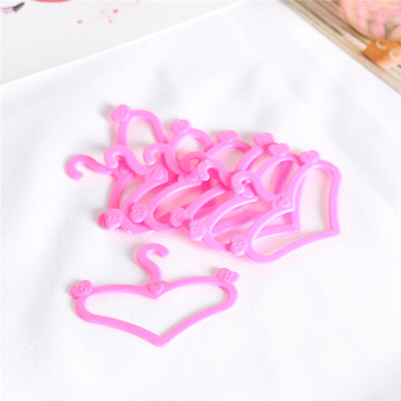 PINGZ 10 Pcs / Lot Dollhouse Cute Mini Hangers Dolls Accessories for ...