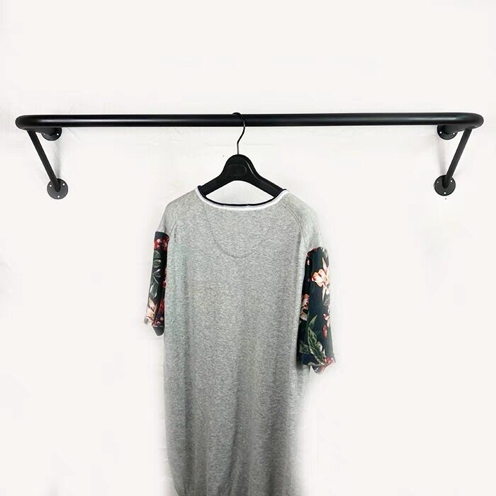 Bold indoor clothes rack, fixed on the wall, try to hang clothes rail ...