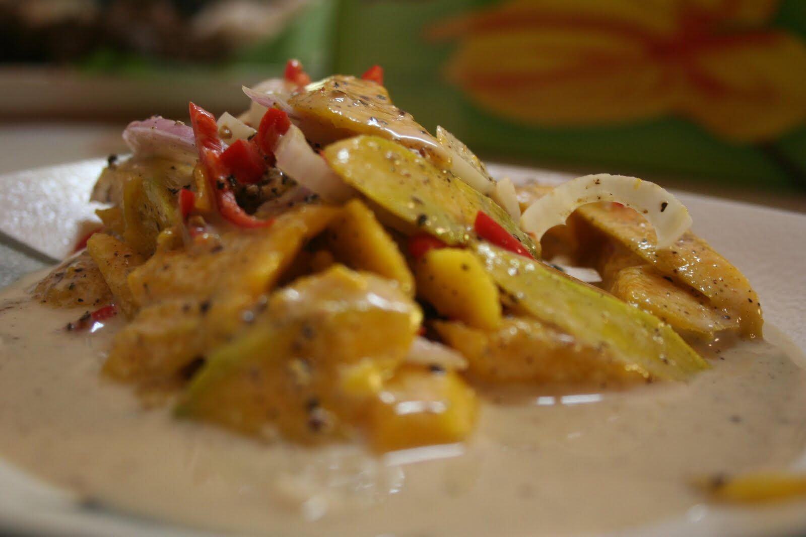 Kwini Mango / Buah Kuini / Mangifera Odorata | Lazada