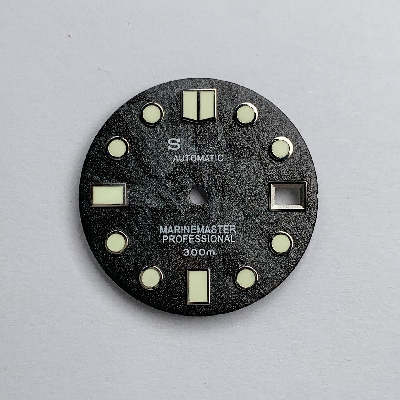 Modified Seiko watch literally strong luminous C3 adapted to NH35NH36 ...