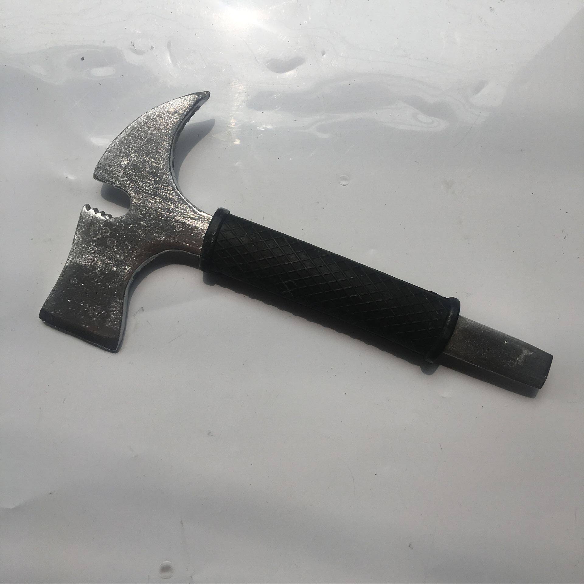 Fire-fighting waist axe breaking axe Mini fire station comes standard ...