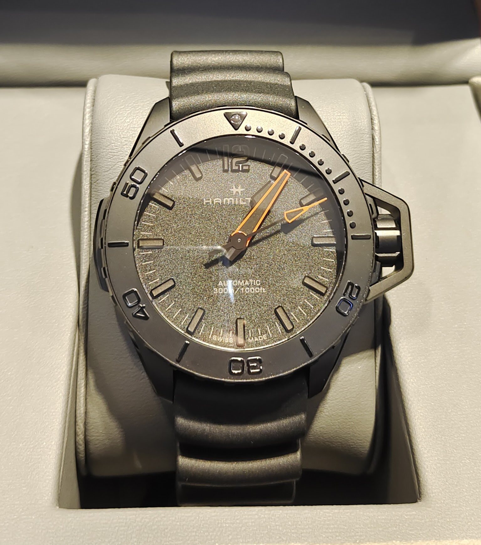 HAMILTON KHAKI NAVY FROGMAN AUTO 46MM H77845330 | Lazada