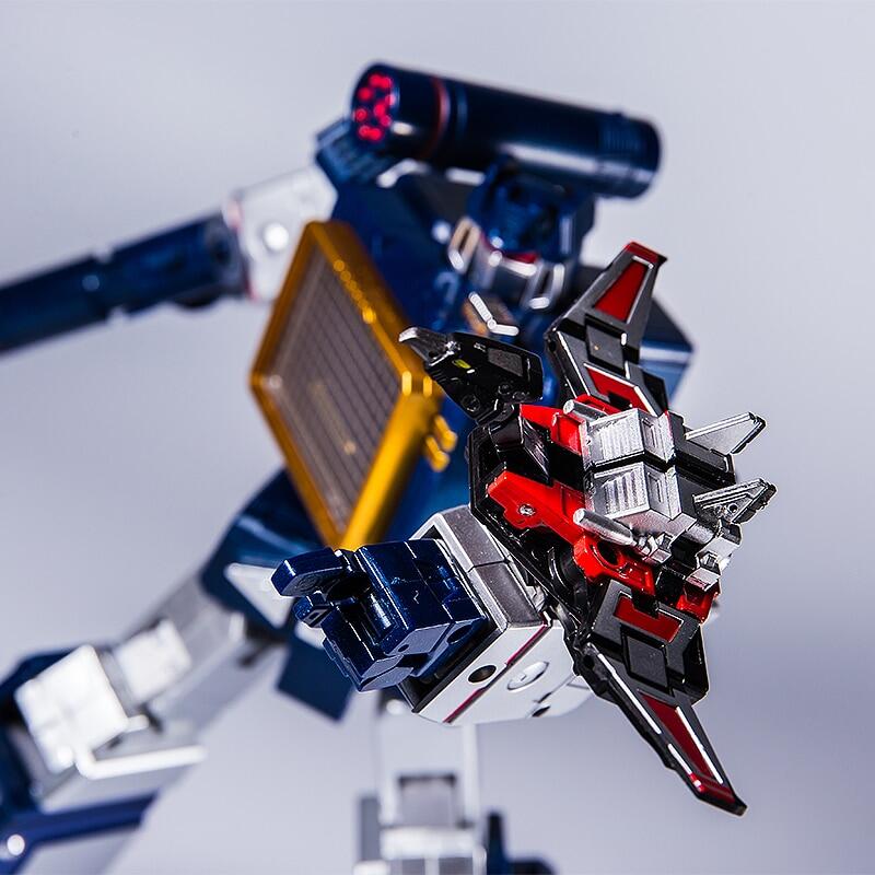 Transformation G1 THF-01J THF01J Soundwave One Tape Walkman Masterpiece ...