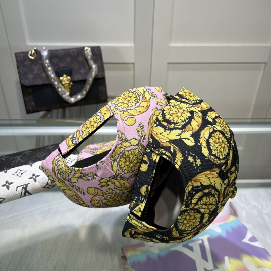 หมวกของ Lisa Versace หมวกเบสบอลคลาสสิกการปักแบบคลาสสิกเรียบง่ายและสง่า ...