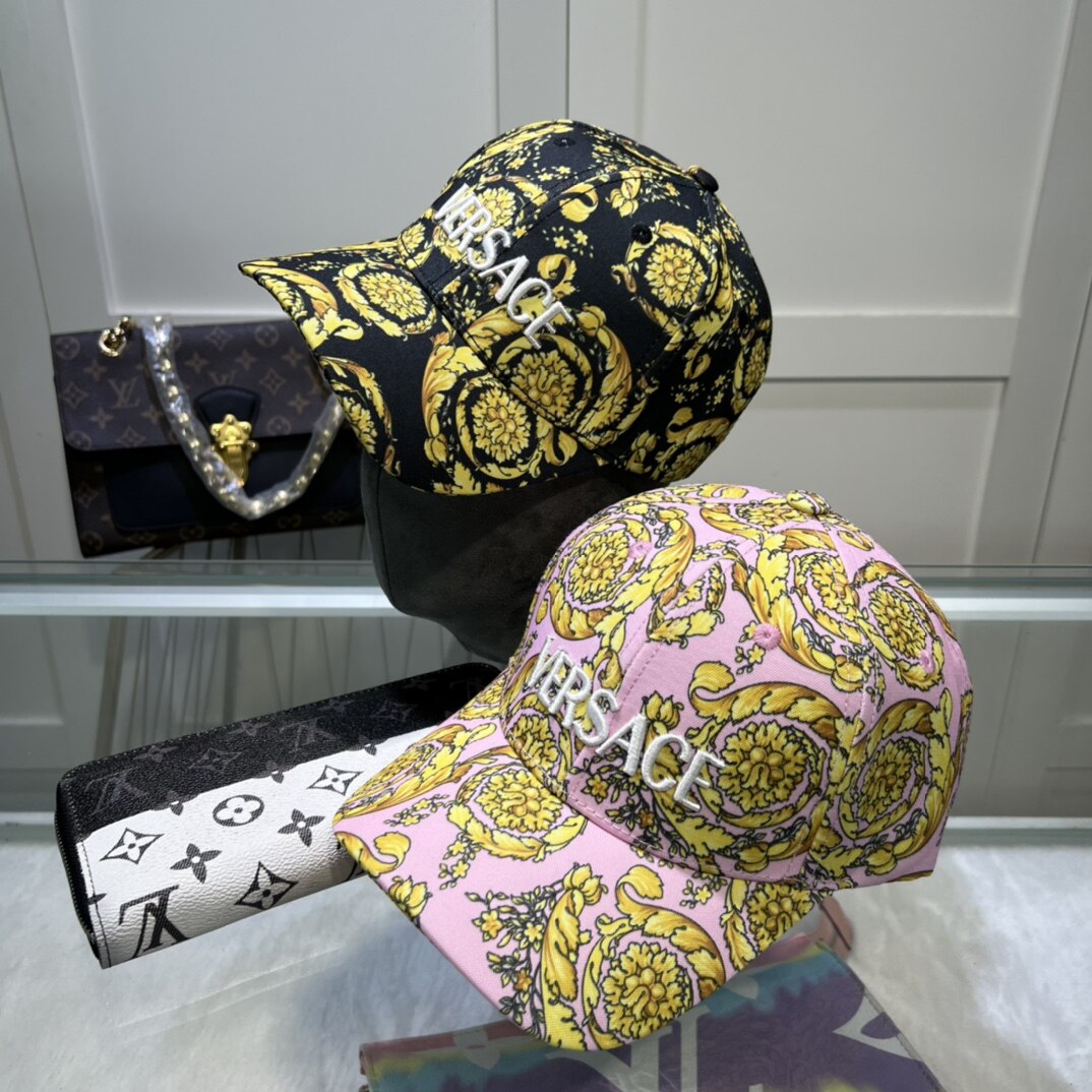หมวกของ Lisa Versace หมวกเบสบอลคลาสสิกการปักแบบคลาสสิกเรียบง่ายและสง่า ...