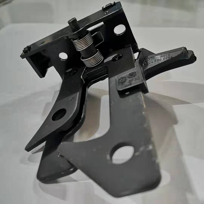 Hood ความปลอดภัยสลักล็อคสำหรับ Mercedes-Benz C300 C350 E350 GLK350 ...