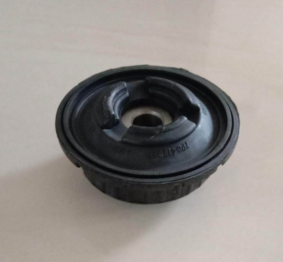 7P6412327 FRONT ABSORBER MOUNTING VW TOUAREG (2011-2018) PORSCHE ...