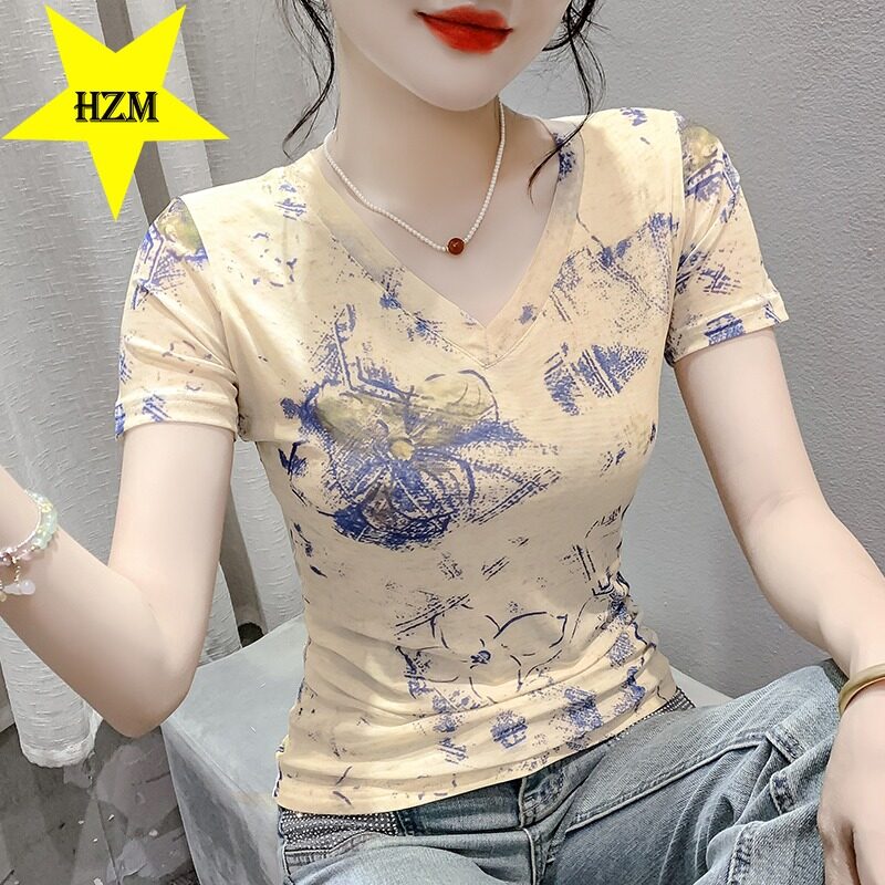 HZM 2024เข้ารูปพอดีฤดูร้อนแฟชั่นผอมด้านบนผ้าโปร่งเสื้อยืดคอวีแขนสั้นพิมพ์ลาย | Lazada.co.th