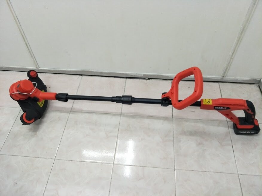 YATO YT-82830 18V CORDLESS BRUSH CUTTER GRASS CUTTER MESIN RUMPUT MESIN ...