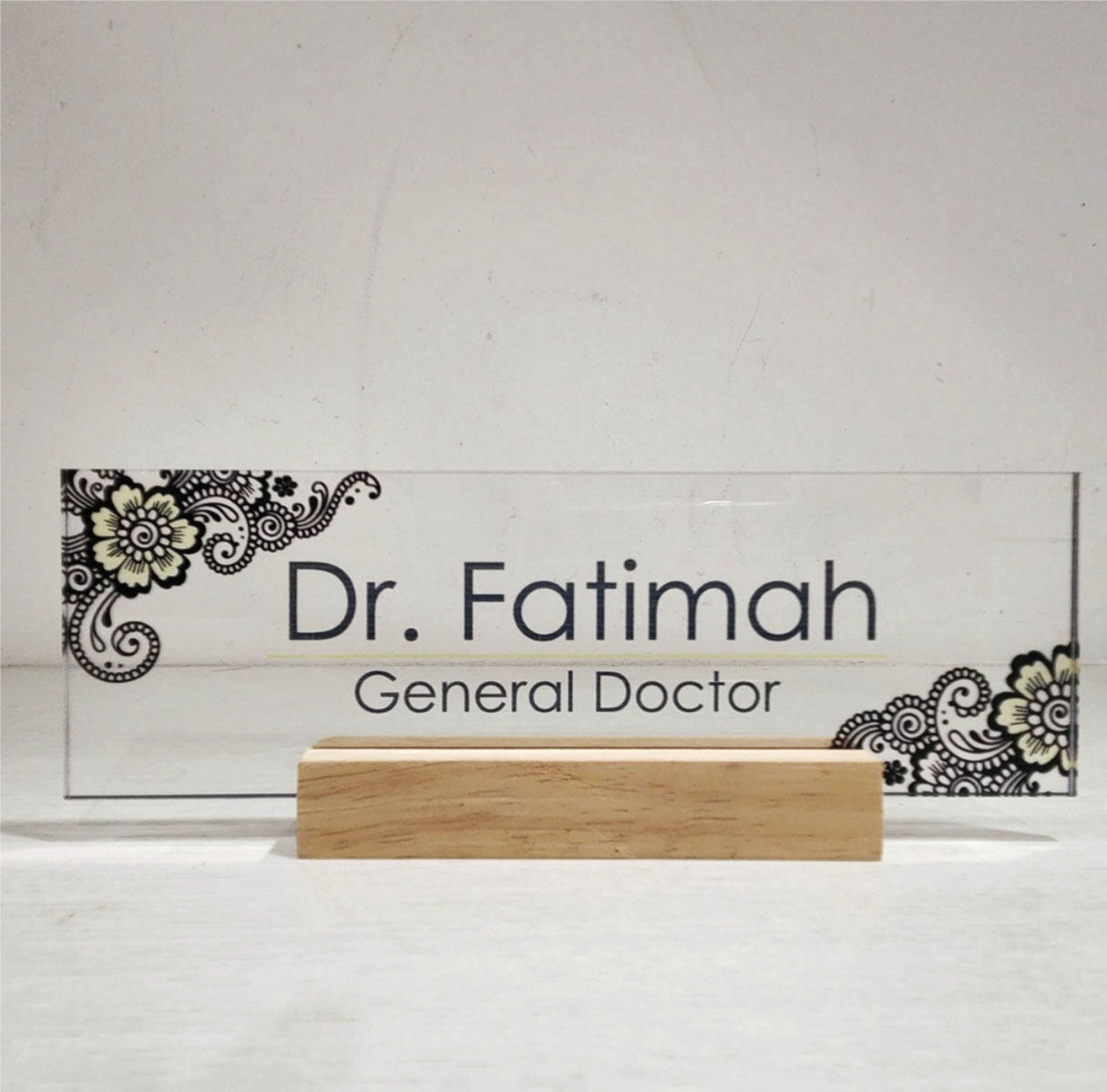 Desk Name Plate / Papan Tanda Nama Meja / Custom Name Plat Acrylic ...