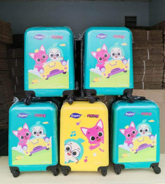 Drypers PinkFong /Babyshark 18" Luggage Bag Turquoise / Yellow | Lazada