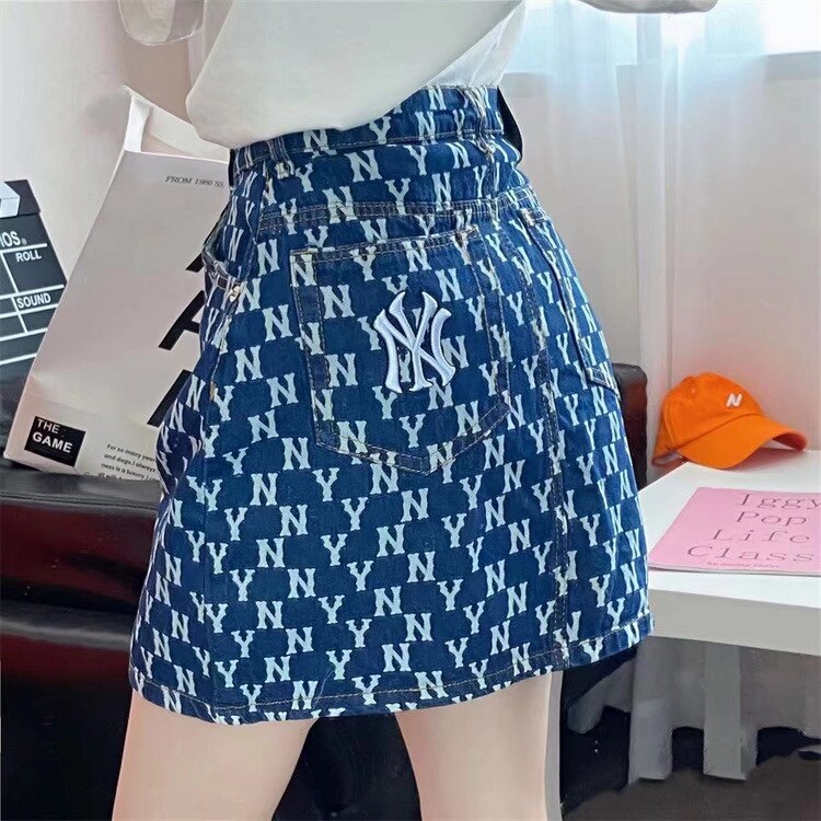 (มาใหม่) ที่มีคุณภาพสูง22ss NewMLB เดิมสไตล์เต็มพิมพ์ NY กระโปรงยีนส์สำหรับผู้หญิงในช่วงฤดูร้อน ...