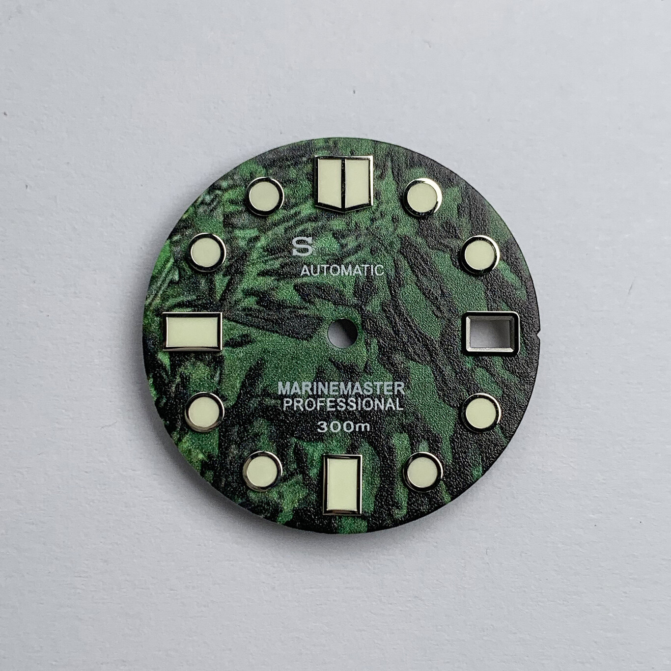 Modified Seiko watch literally strong luminous C3 adapted to NH35NH36 ...