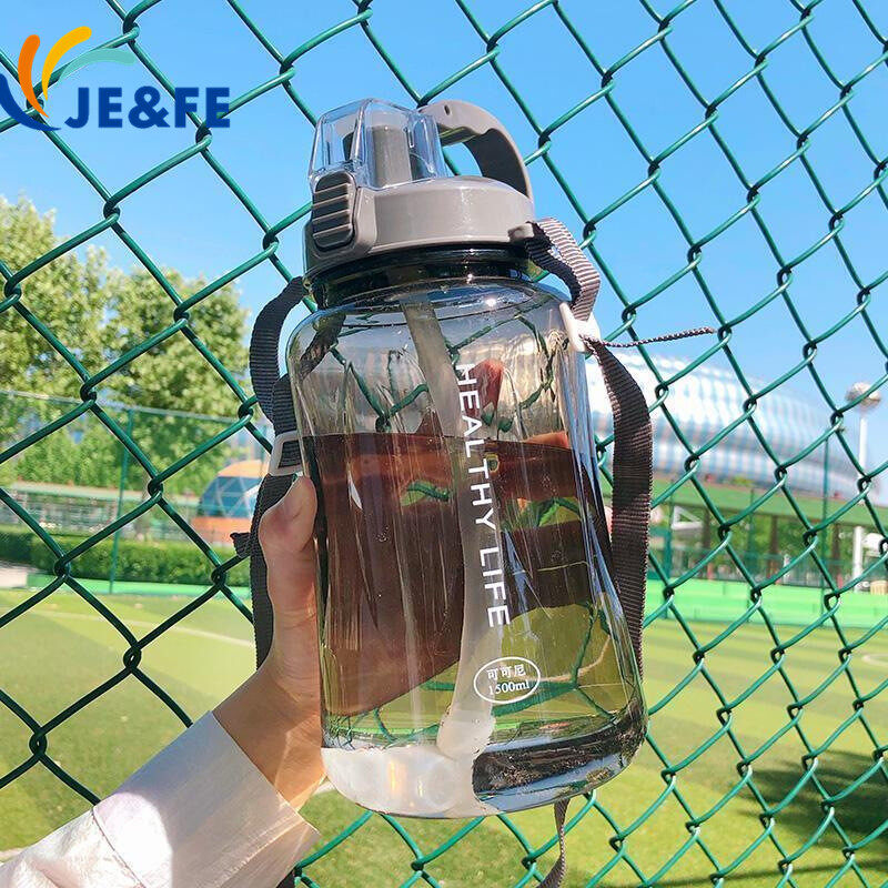 JE & FE การ์ตูนถ้วยพลาสติกขนาดใหญ่ความจุ2000ML 2L กีฬาขวดน้ำเพื่อสุขภาพกลางแจ้ง Anti-Fall สูง ...