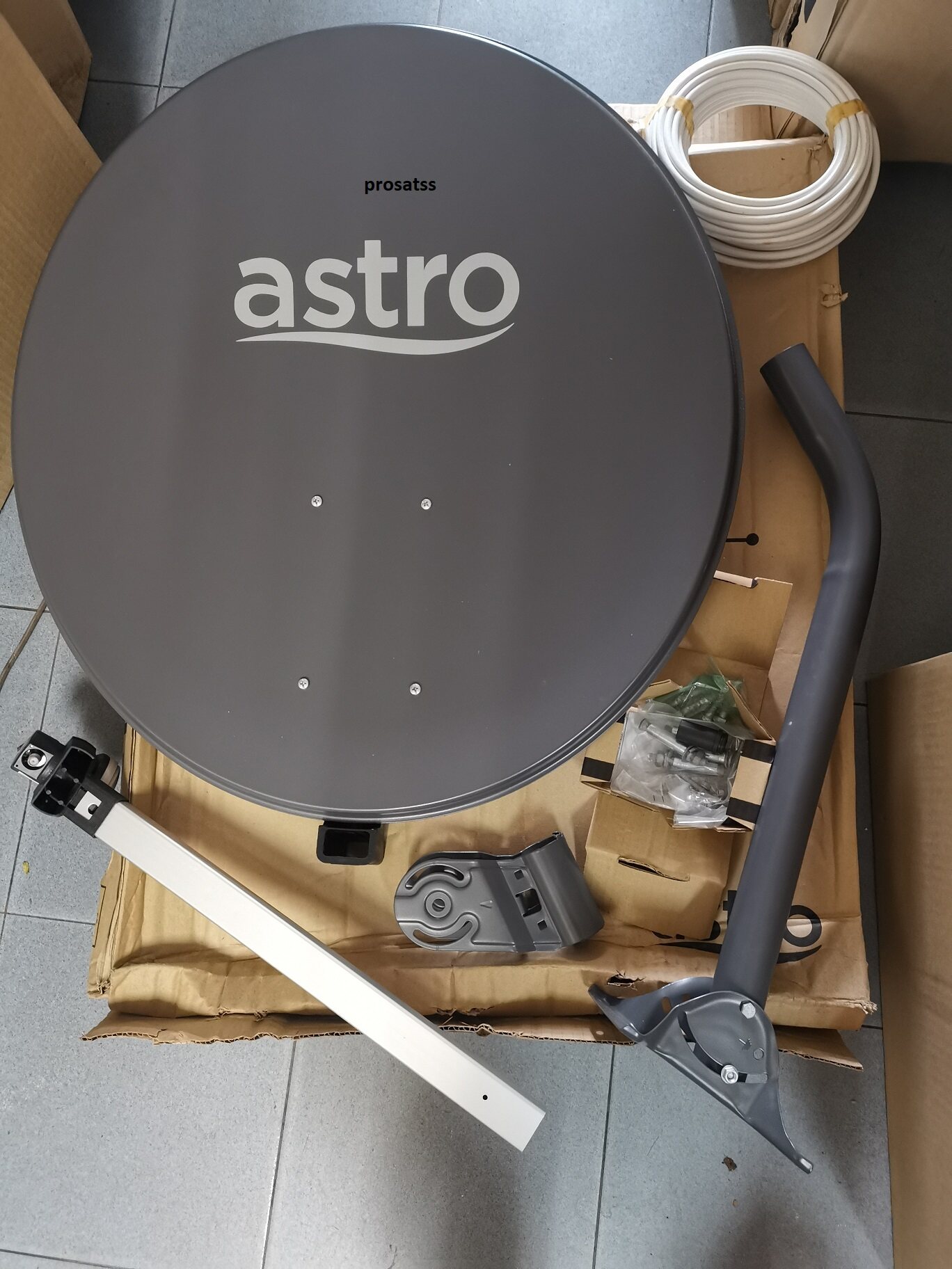 [ READY STOCK ] Astro Satellite Dish ODU outdoor unit Piring Set [100% ...