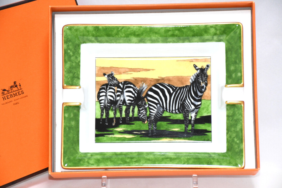 Hermes Change tray Zebra porcelain Ashtray green animal savanna ...