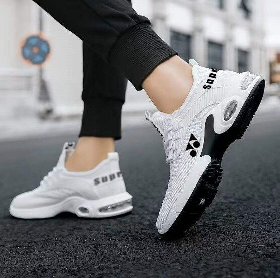 Yonex tennis shoes are ultra light durable non slip and shock absorbing ...