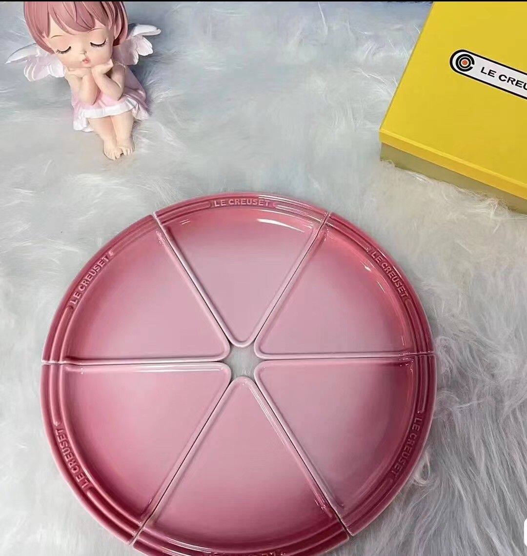 Le creuset porcelain pizza pan triangular pan cake pan snack pan ...