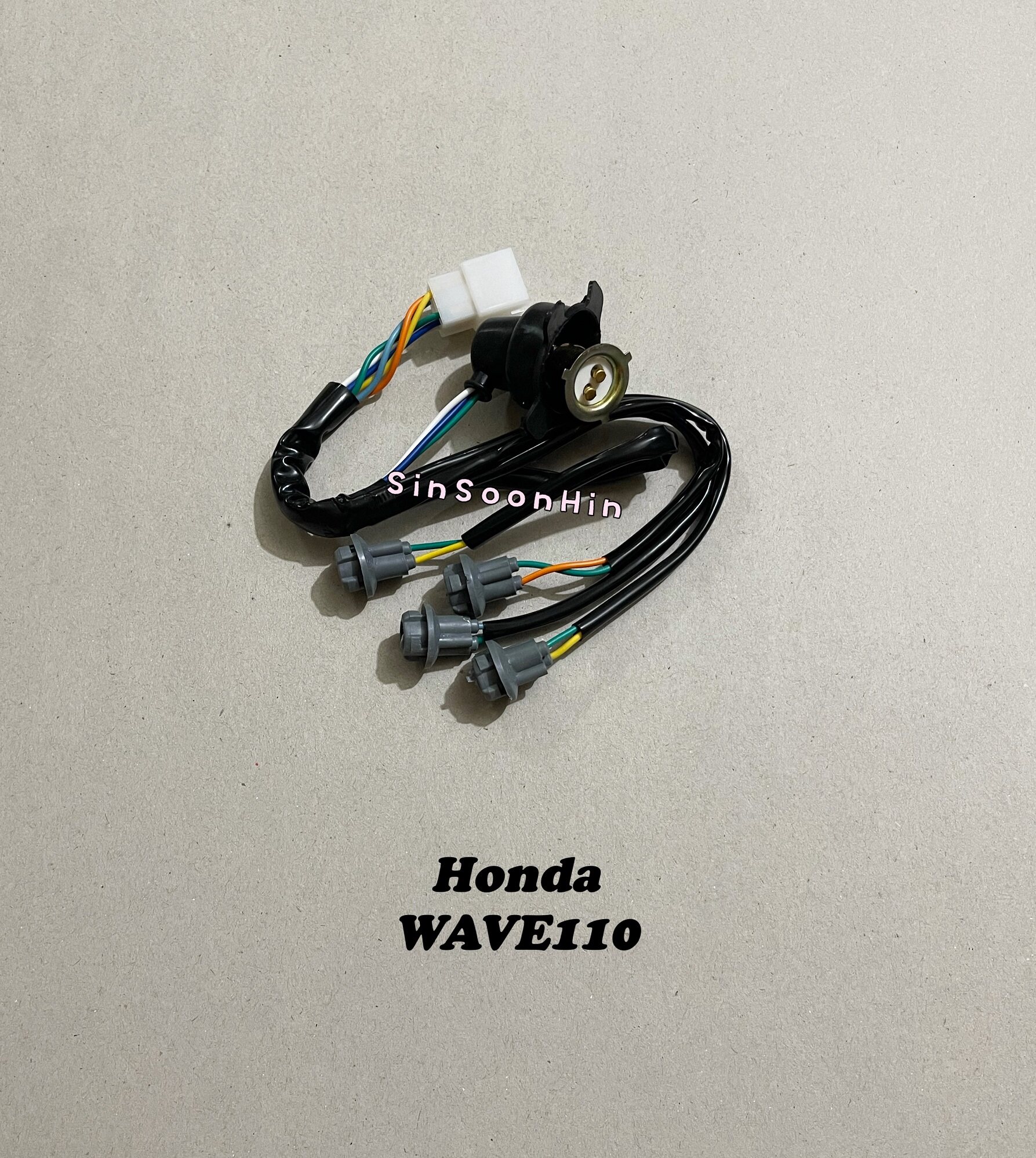 Honda WAVE110 Head Lamp Socket [Standard] | Lazada