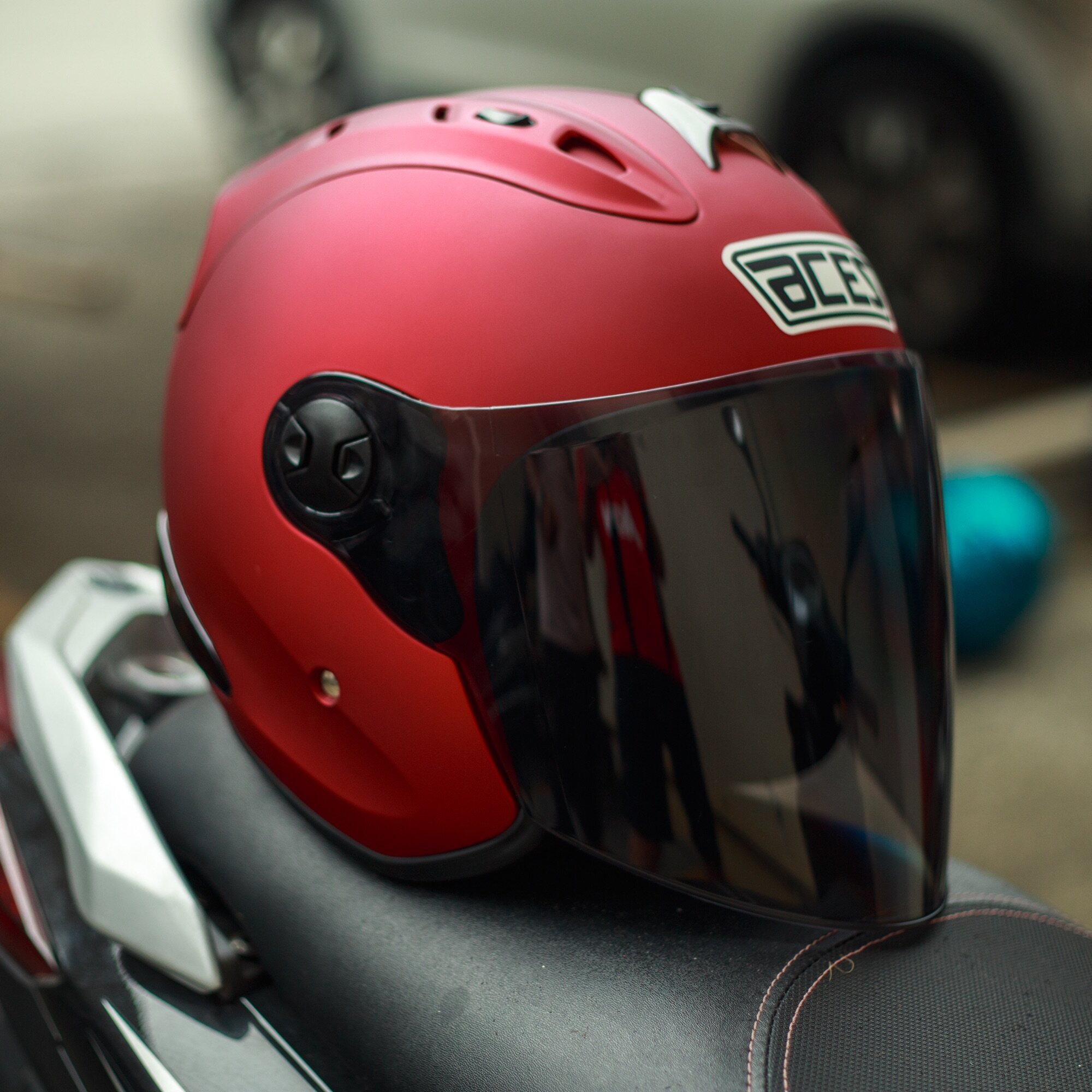 ( Matte Red / Matt Merah ) V2 Aces Premium R2 Motorcycle Helmet / Topi ...