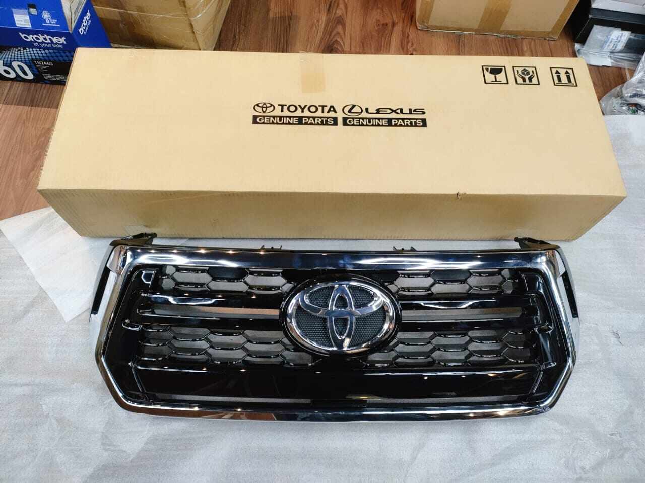 TOYOTA HILUX REVO FACELIFT (2018 - 2019) FRONT GRILLE / SARONG GRILL ...
