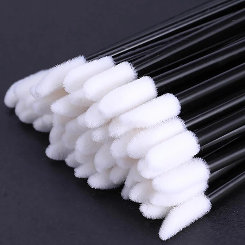 DORISNA 50Pcs Disposable Hollow Lip Brush Soft Lipstick Wands ...