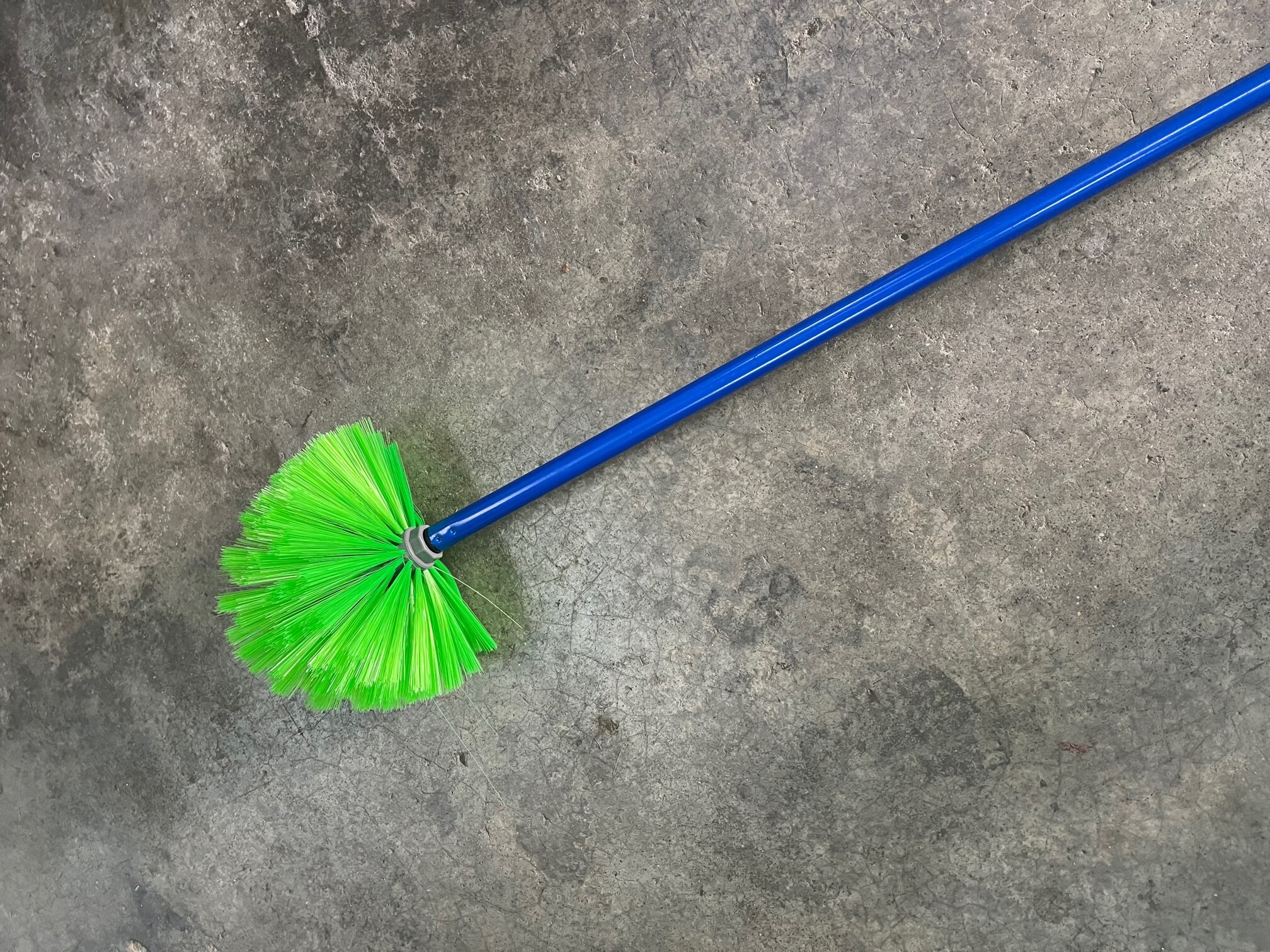 Besi Batang Penyapu 6kaki / Metal Broom Stick 6ft /Batang Penyapu ...