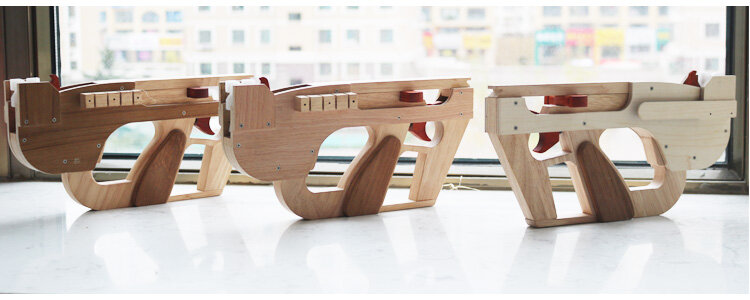 Repeated rubber band gun submachine gun model wooden gun toy gun firing ...