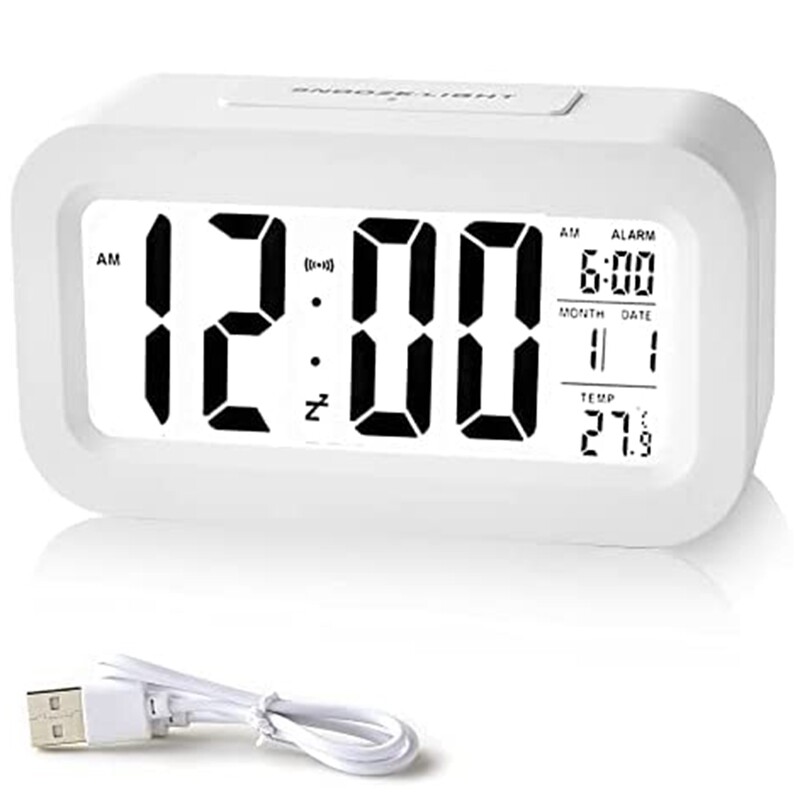 Digital Alarm Clock Rechargeable Digital Clock with Smart Light Sensor ...