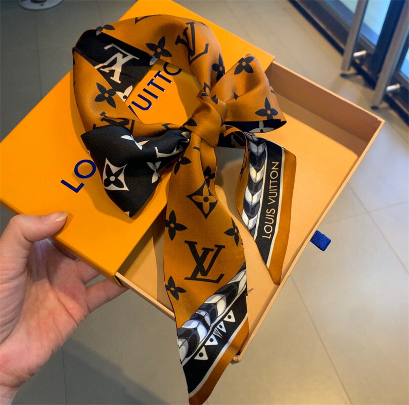 【With Box】Hot Sale Women LV Silk Scarf Top Quality Women 'S Long Silk ...