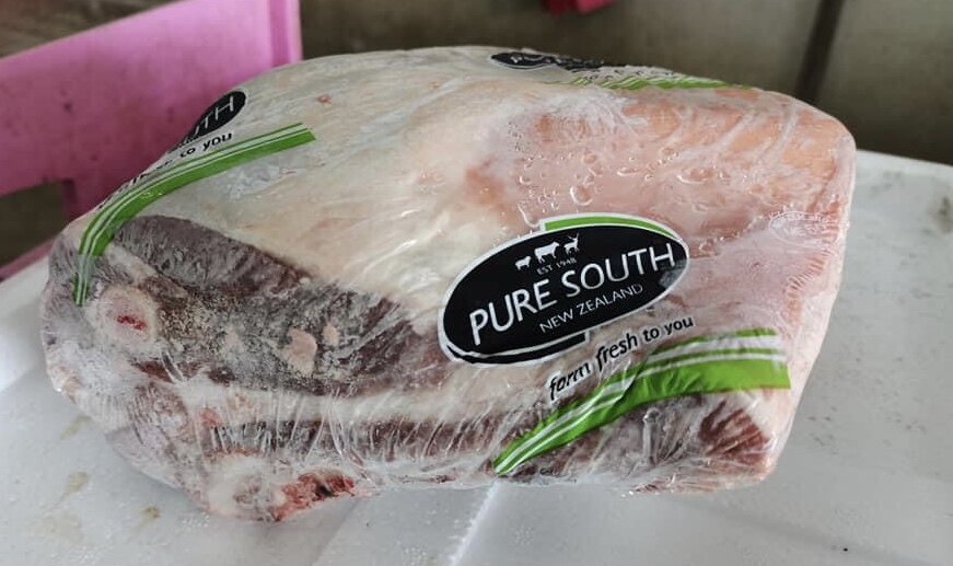 IPOH LAMB - NEW ZEALAND LAMB SHOULDER BLOCK 2.1kg-2.5kg (HALAL) - MIN ...