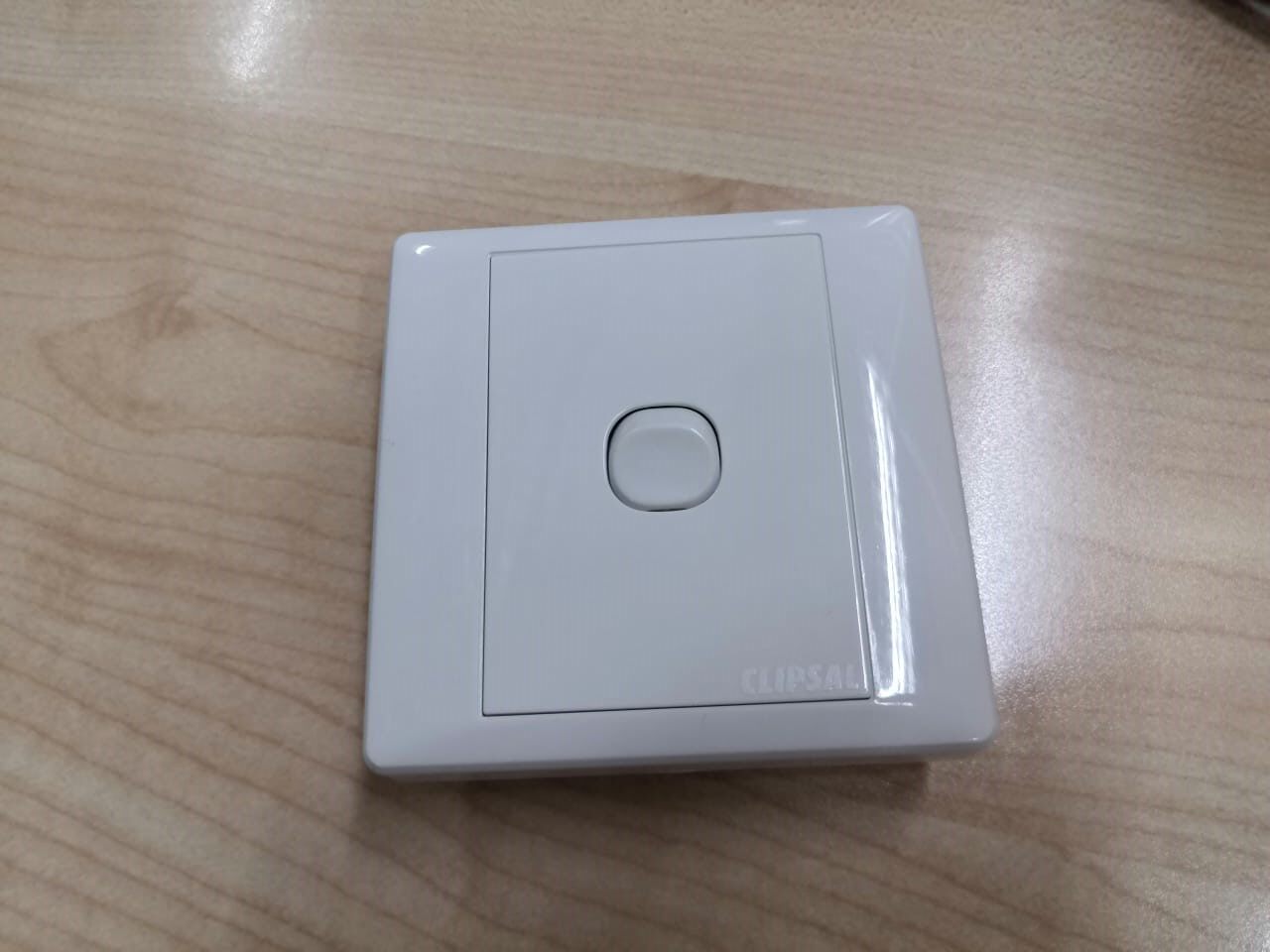 Schneider Clipsal Intermediate Switch | Lazada