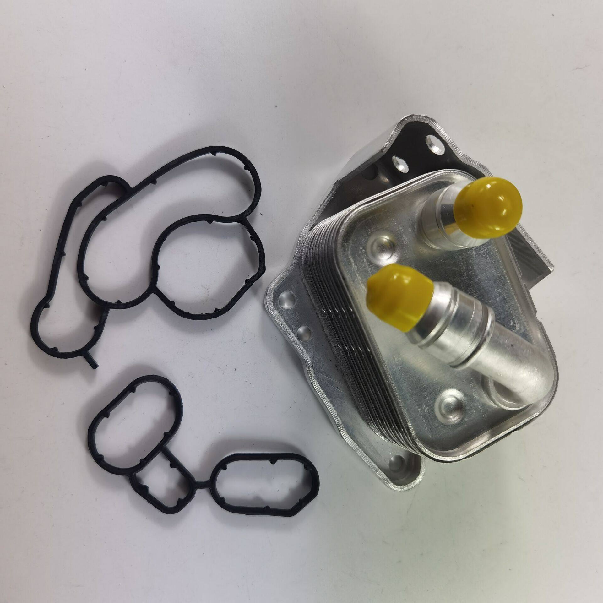 อลูมิเนียมเครื่องยนต์น้ำมันสำหรับ BMW E46 E60 E81 E87 E90 316I 318I ...