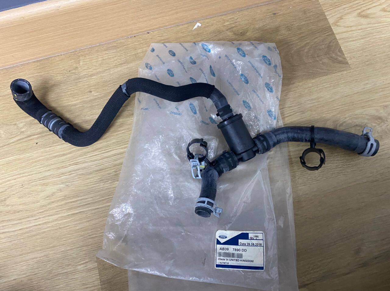 AUTO OIL COOLER HOSE (3 WAY) GENUINE PART (ORIGINAL) [AB39-78-90DD ...