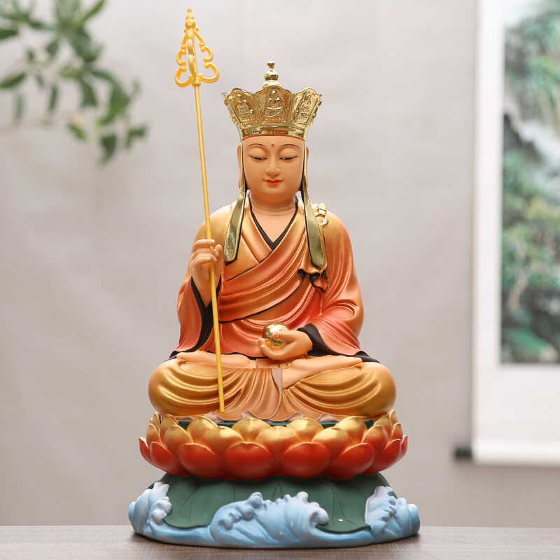 Worship the Buddha statue of the Tibetan king in the temple, and paint ...