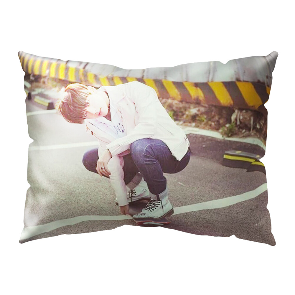 【Korean BTS】Band หมอนอิงเคสปลอกหมอนอิงรถบ้านห้องนอนโซฟาตกแต่ง Cafe ...