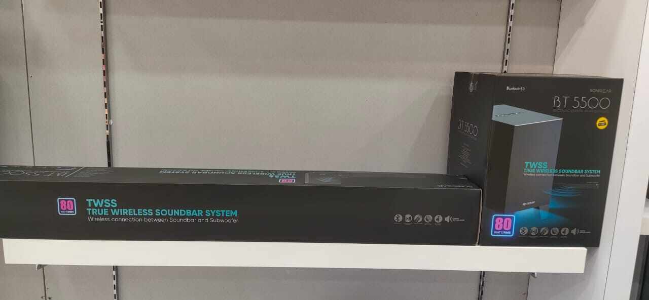BT 5500 TWSS True wireless soundbar system Wireless connection between ...