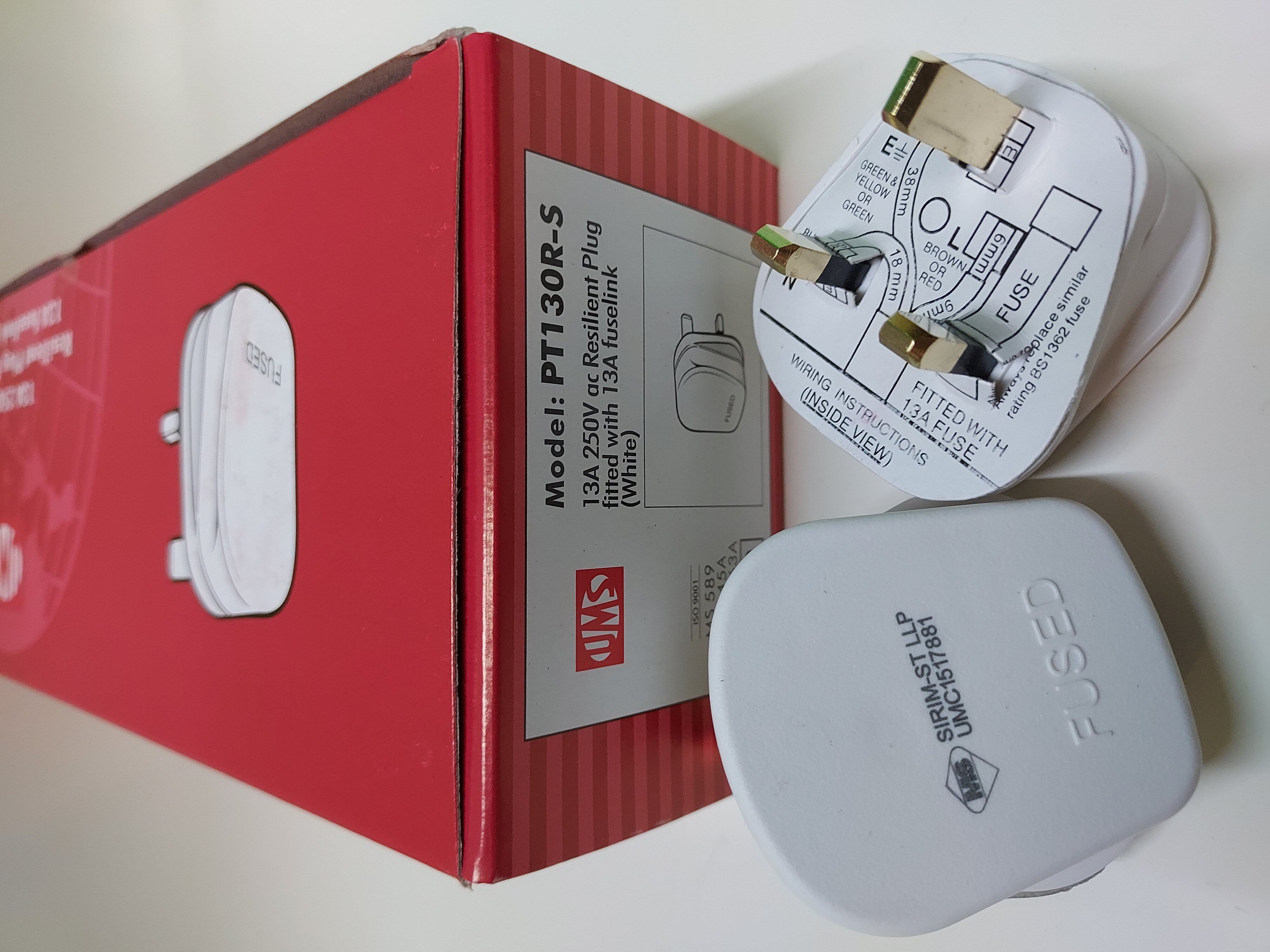 (20pcs) UMS PT130R-S / UMS UK Fused Plug Top 13A 250V (SIRIM) /13A PLUG ...