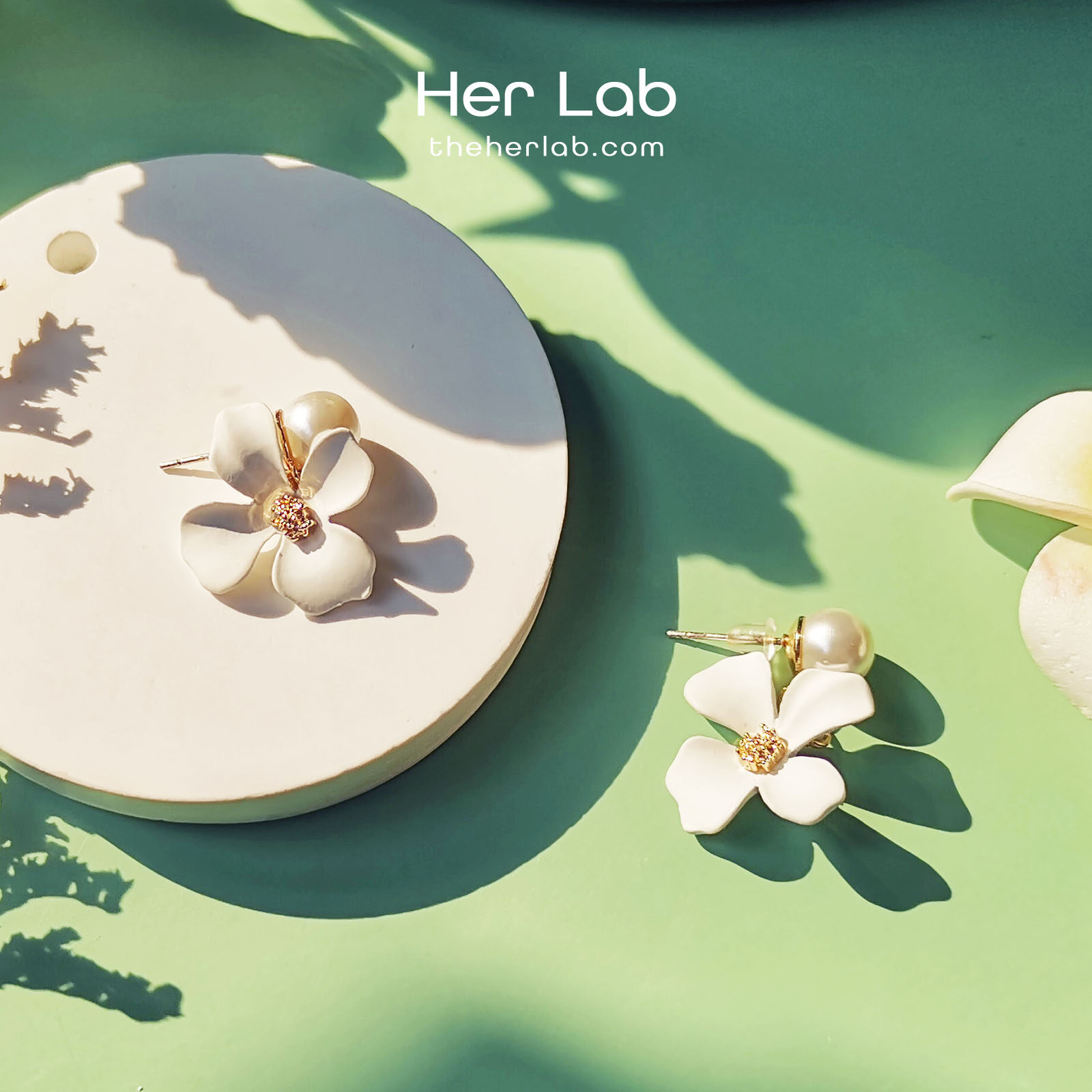 Her Lab | ต่างหูมุกกลีบทองต่างหูผู้หญิงต่างหูเงินเพชรแฮนด์เมดสแตนเลสชุบ ...