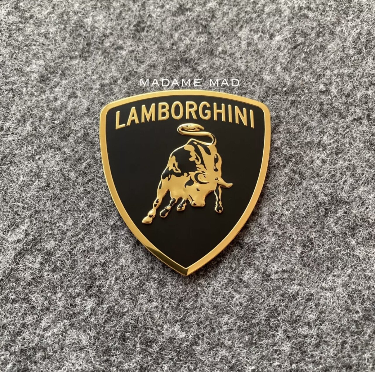 car Logo Lamborghini LAMBORGHINI, gold color, thin aluminum workpiece ...