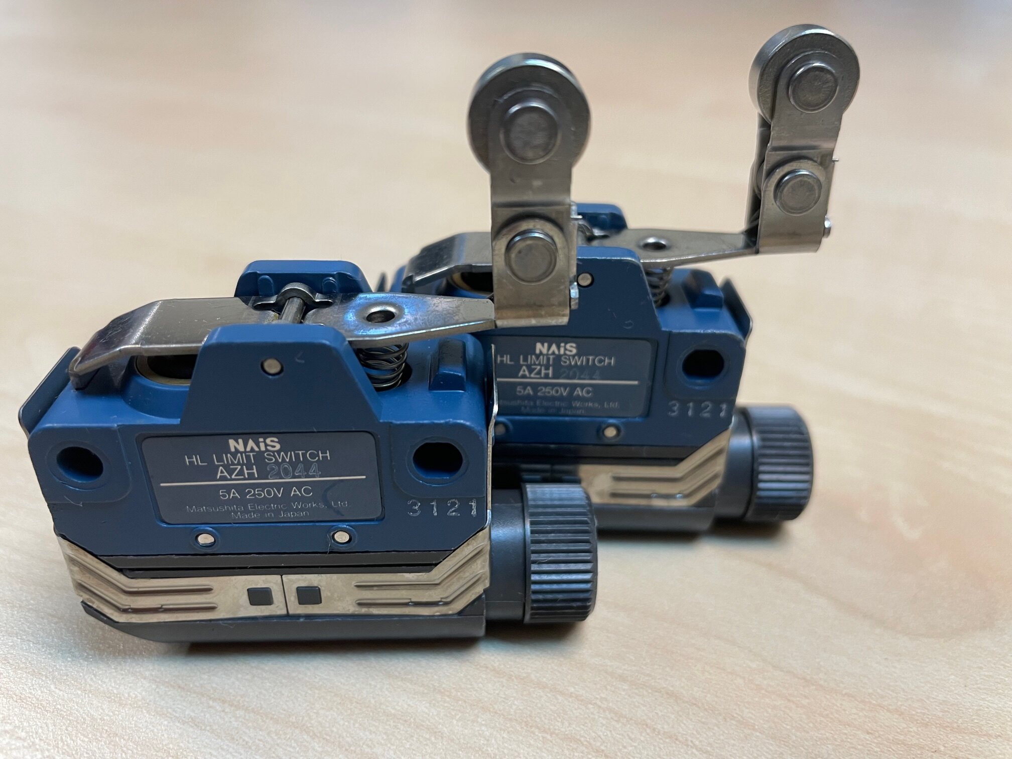 NAIS / PANASONIC AZH2044 Micro Limit Switch | Lazada
