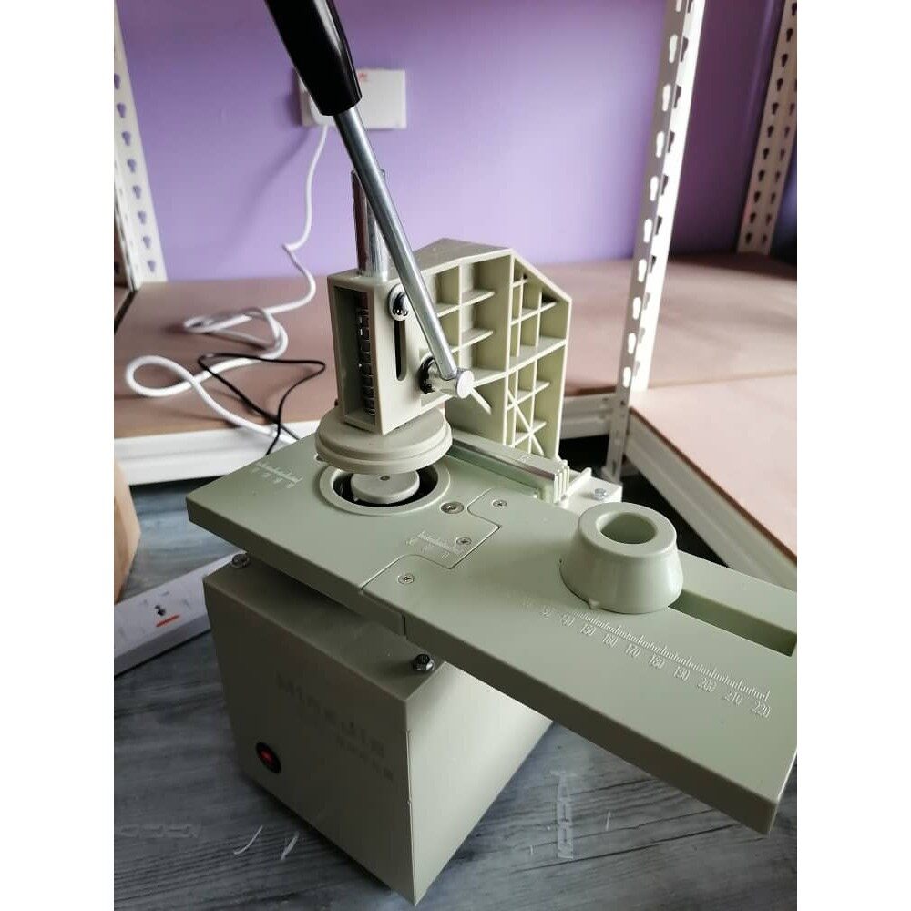 Eyelet Electric puncher machine - elektrik mesin penebuk lubang eyelet ...