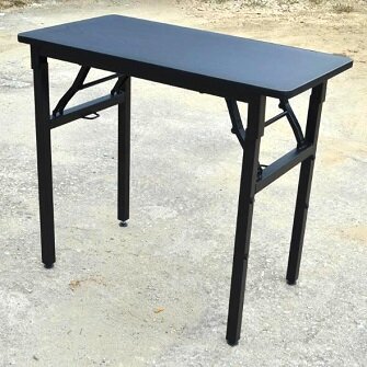 Heavy duty banquet table with protective rubber edging and round corner ...