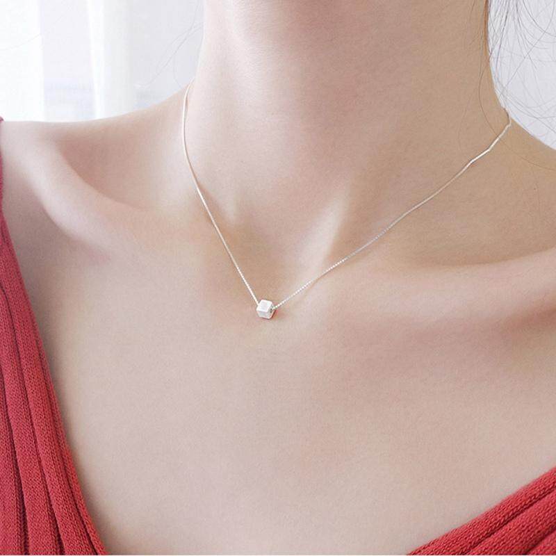 BBty แฟชั่นสำหรับผู้หญิงอารมณ์ที่เรียบง่ายแปรงขนาดเล็กสร้อยคอจี้ ...