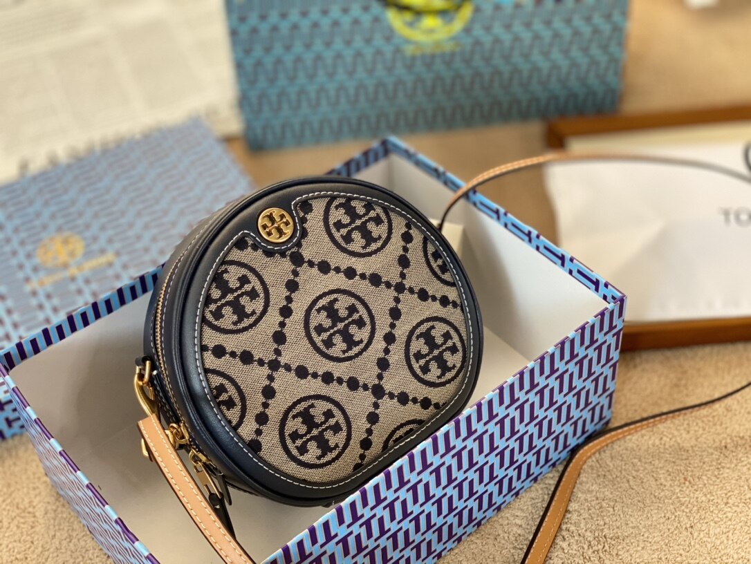 Tory burch TB Monogram women's portable diagonal straddle drawstring ...